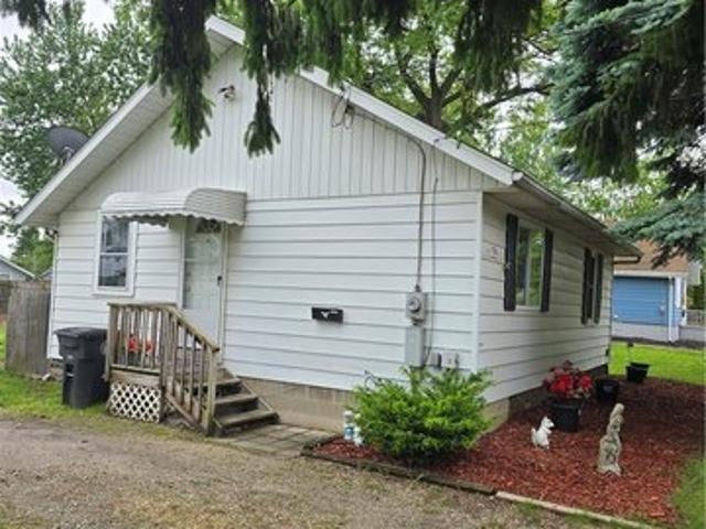 594 Gardendale Ave, Akron, OH 44310