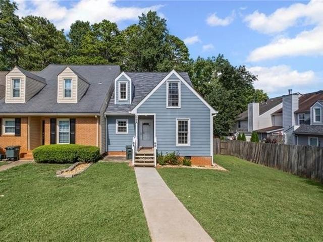 594 Manning Rd SW, Marietta, GA 30064