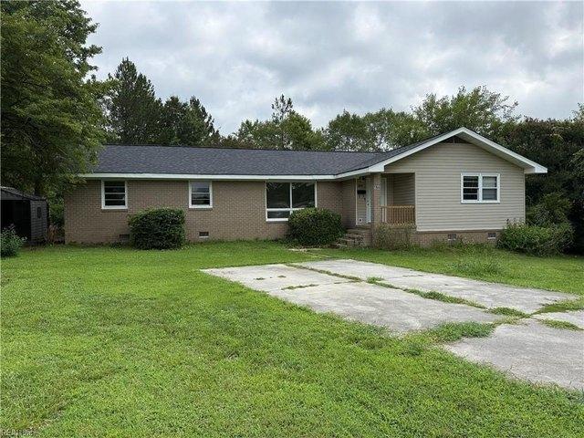594 Taliaferro Rd, Yorktown, VA 23690