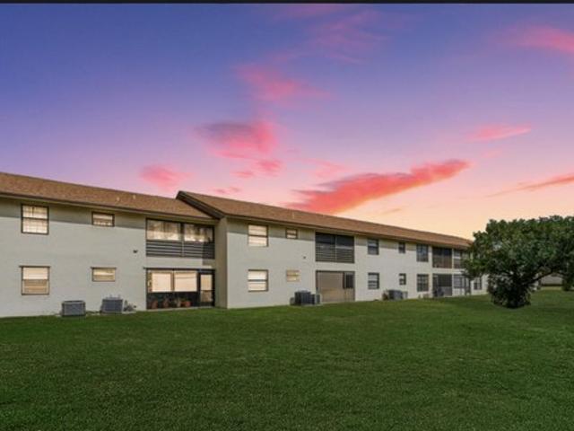 5954 Longbow Ln Apt 5, West Palm Beach, FL 33415