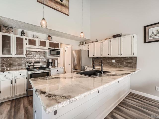 5954 S Netherland Circle