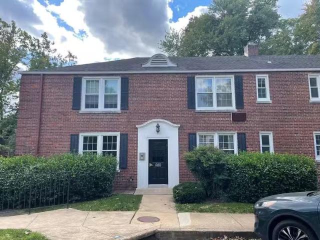 59554053 220 N Thomas St