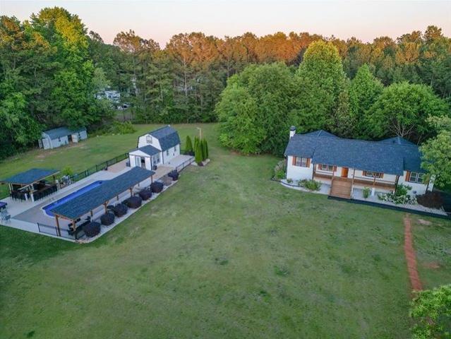5955 Burnt Hickory Rd, Powder Springs, GA 30127
