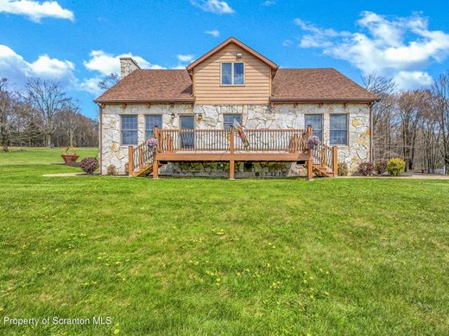 5955 State Route 247, Clifford Township, PA 18421