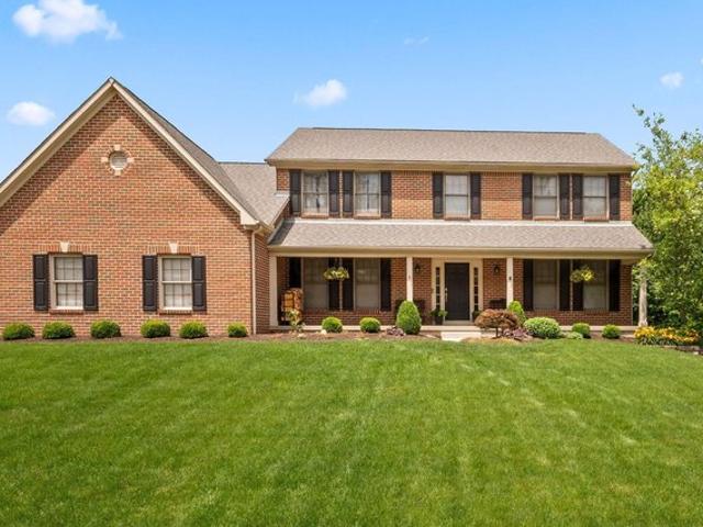 5955 Windward Ct, Lewis Center, OH 43035