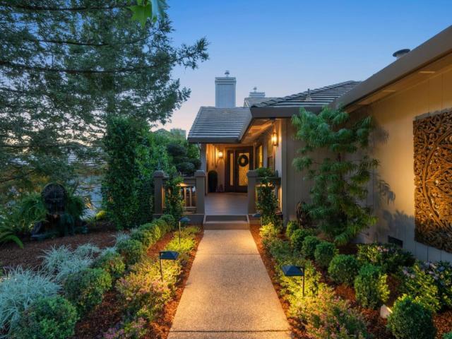5958 Dry Oak Drive