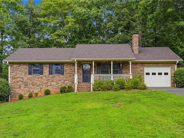 5958 Hauser Farm Rd, Pfafftown, NC 27040