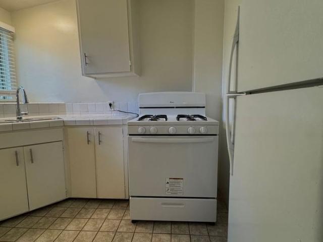 5958 5960 Willowcrest Ave 2 Bedroom Apartment for Rent at 5958 Willowcrest Ave, Los Angeles, CA 91601 Mid Town North Hollywood