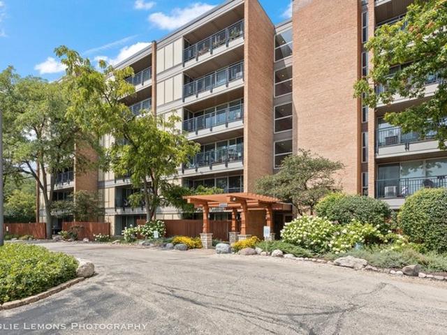 5950 Oakwood Dr Apt 6F, Lisle, IL 60532