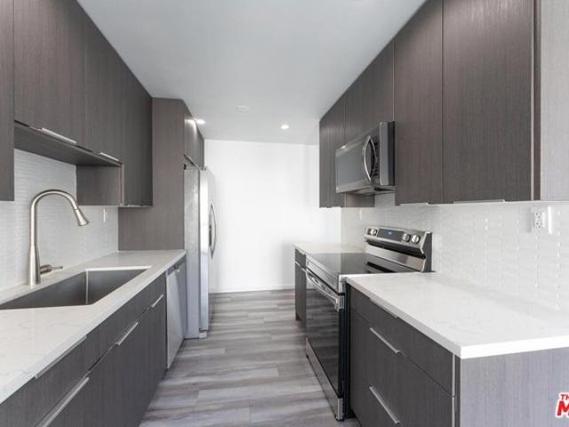 5950 Canterbury Dr Apt C312, Culver City, CA 90230