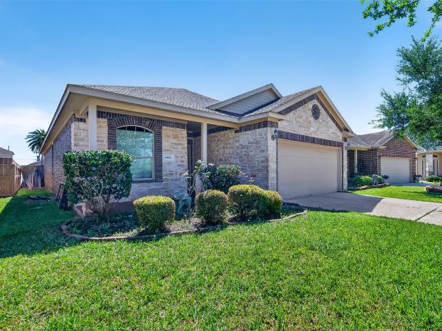5950 Carpenters Hollow Ct, Houston, TX 77049 | MLS #40619 | Compass