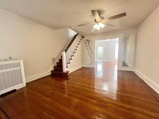59511301 520 W Champlost St