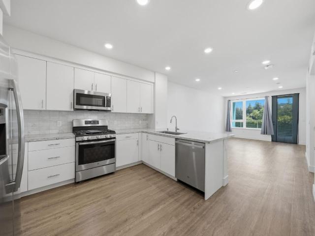 5951 Sunstone Drive 215
