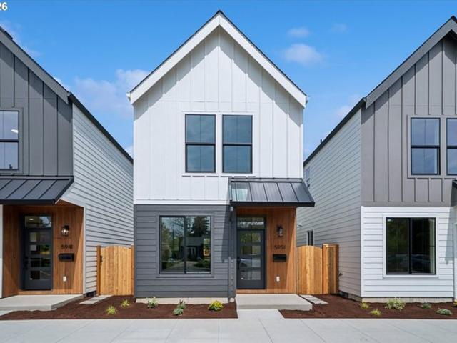 5951 SE Reedway St, Portland, OR 97206