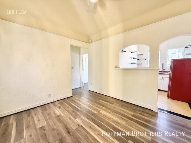5953 3/4 Barton Ave Los Angeles, CA 90038