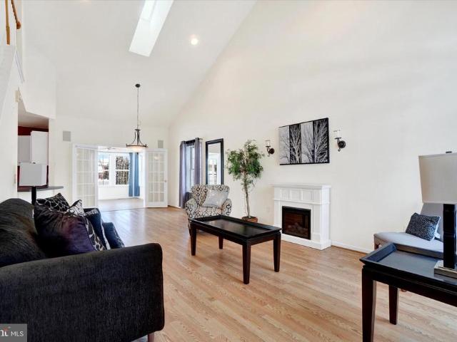 595 Apple Tree Lane