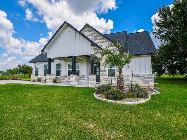 595 Buckskin Drive