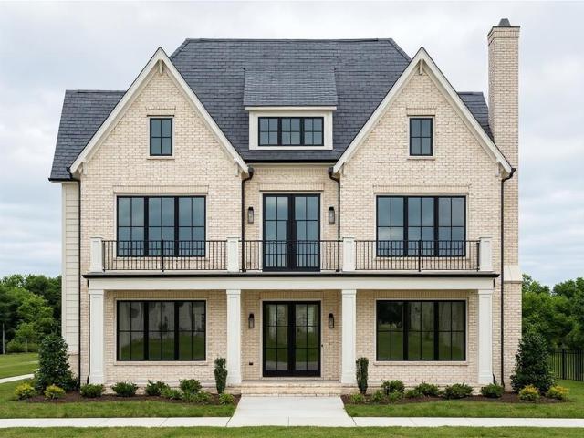 595 E Main Street