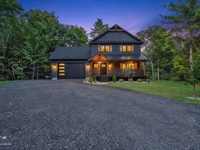 595 Empire Rd, Poland, ME 04274
