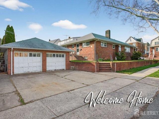 595 Jacques St, Perth Amboy, NJ 08861