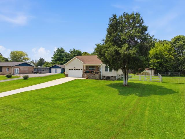 595 New Union Circle
