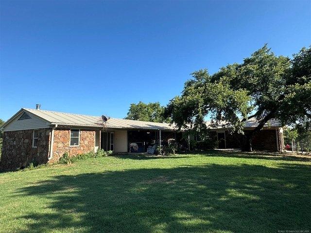 595 NW 1025th Ave, Wilburton, OK 74578