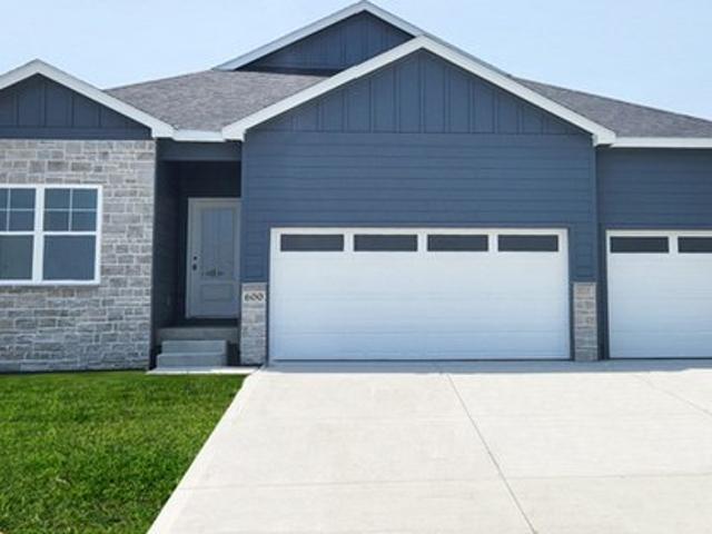 595 NW Concord Ln, Waukee, IA 50263