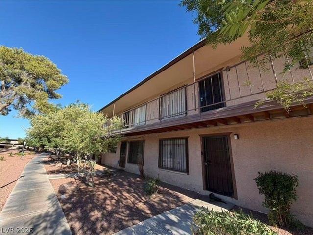 595 S Royal Crest Cir Unit 8, Las Vegas, NV 89169