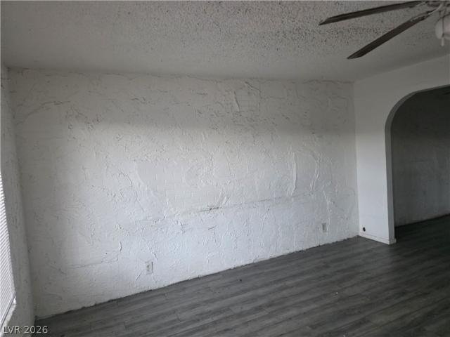 595 S Royal Crest Circle 18