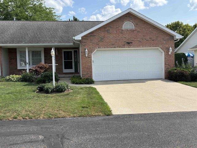 595 Summergreen Dr, Frankenmuth, MI 48734