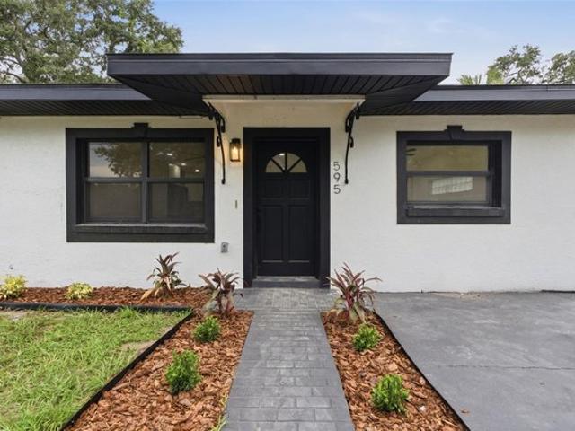 595 Pine St, Safety Harbor, FL 34695