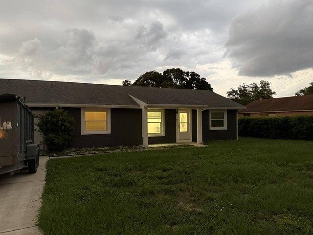 595 W Columbia St, Lake Alfred, FL 33850