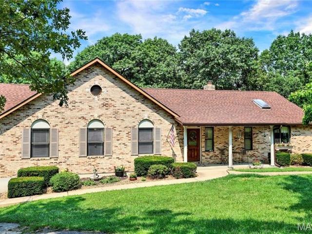 5965 Evergreen Ln, Villa Ridge, MO 63089