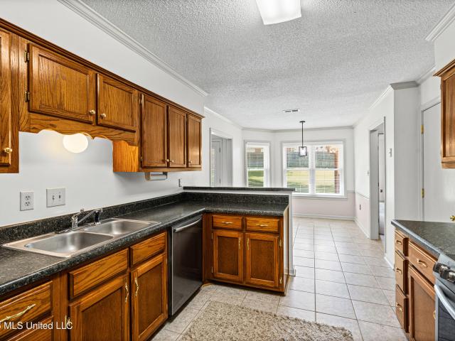 5965 Southridge Drive