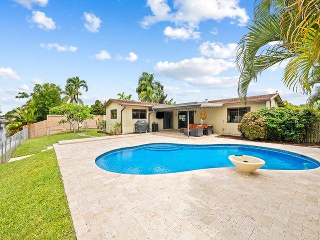 5960 SW 13th St, Plantation, FL 33317