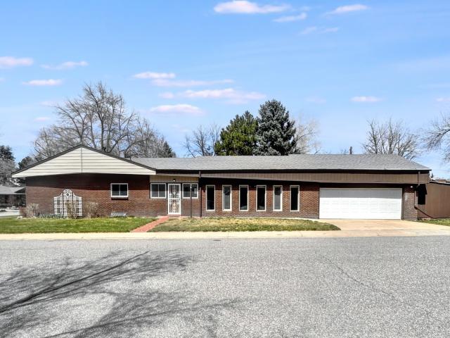 5960 S Logan Court, Centennial, Colorado 80121