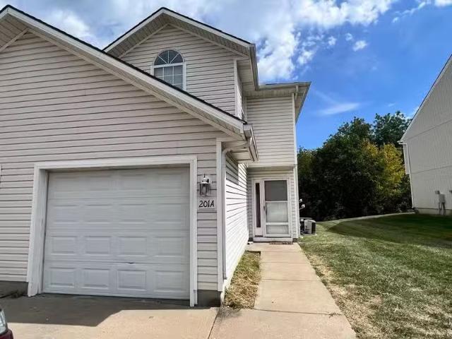 59619542 201 Ne Sunshine St Apt A #Apt A