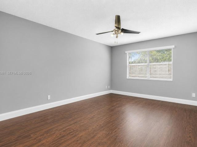 5961 N Falls Cir Dr, Unit 309, Lauderhill, FL 33319 | MLS #A12034