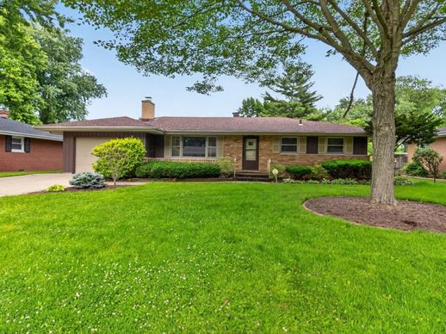 5961 Hayes Pl, Merrillville, IN 46410