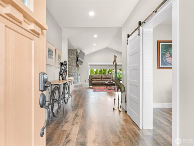 5962 April Lane