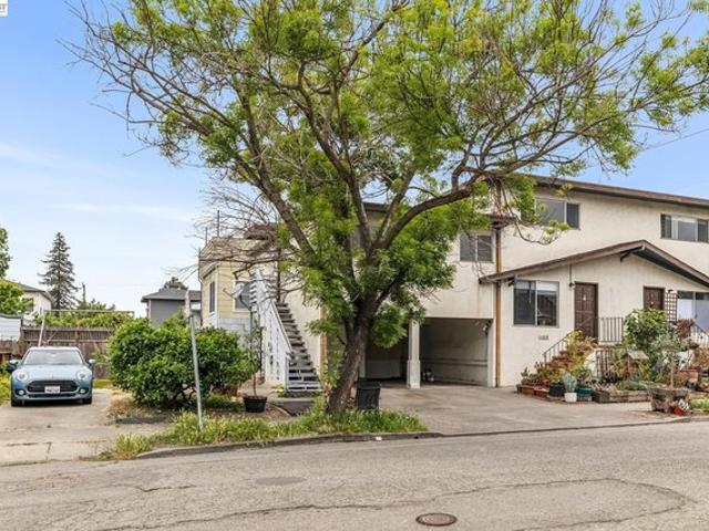 5963 Maccall St, Oakland, CA 94609