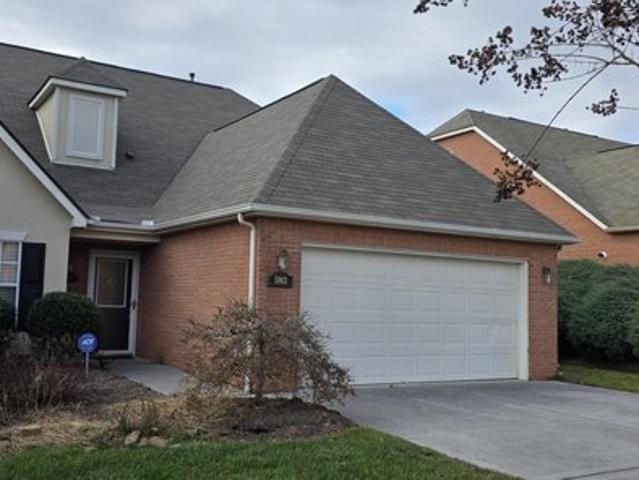 5963 Round Hill Ln, Knoxville, TN 37912