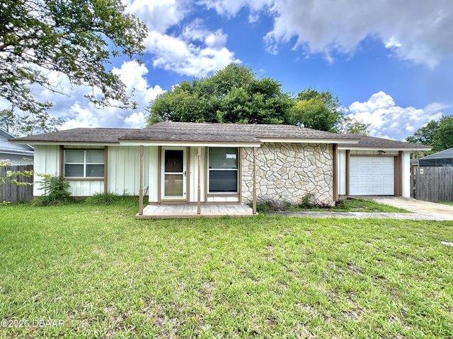 596 15th St, Holly Hill, FL 32117