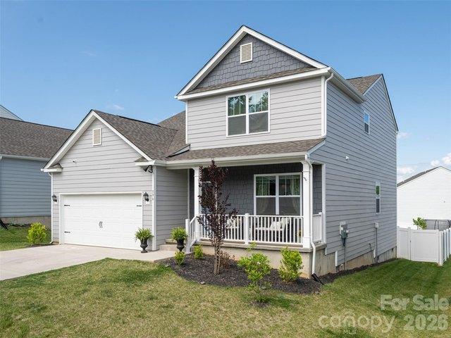 596 Country Oak Dr, Asheville, NC 28804