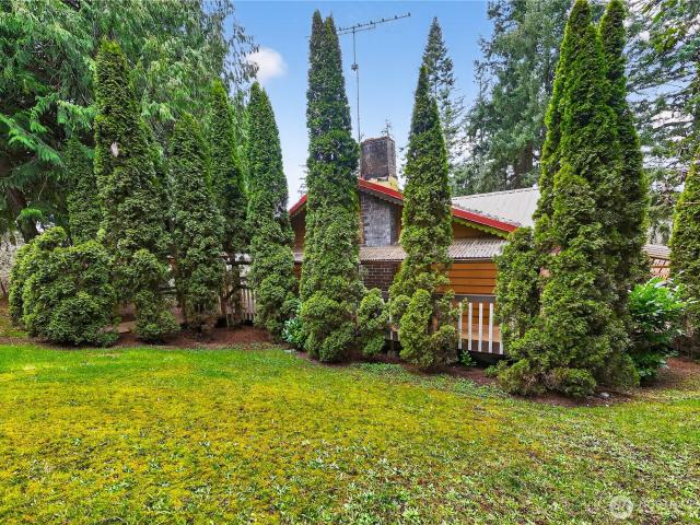 596 Forrest Way