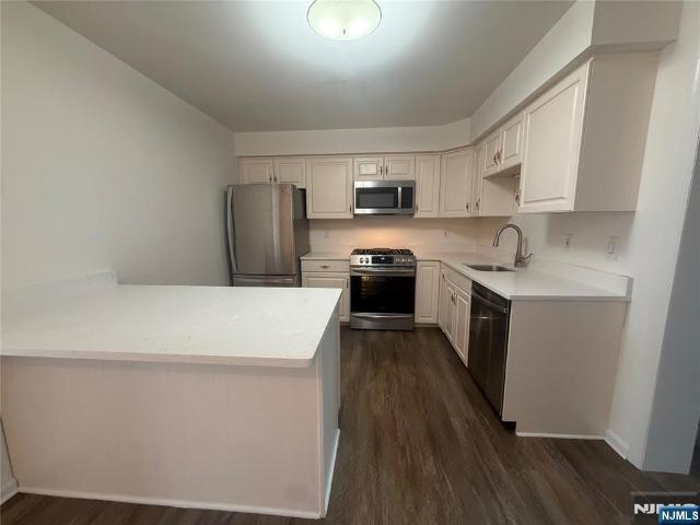 596 Harrison Avenue # 3