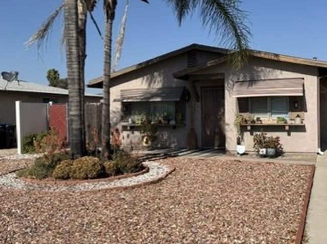 596 San Pasquell St, Hemet, CA 92545