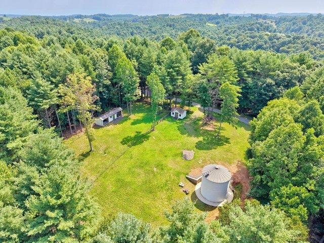 596 Pinecrest Dr Lot 15, Galax, VA 24333