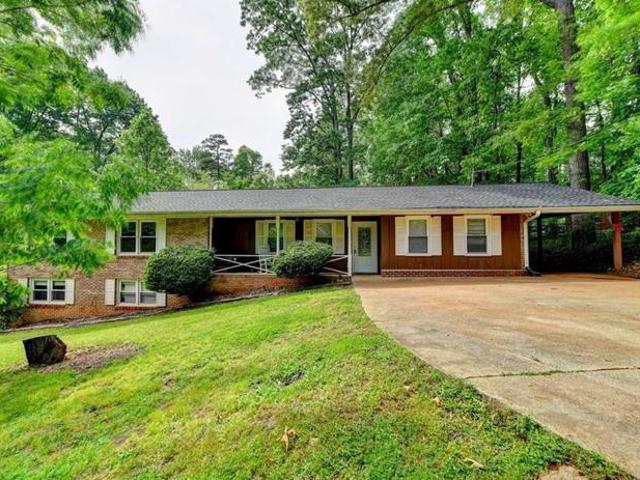 596 Rebecca St, Lawrenceville, GA 30046