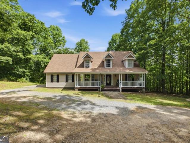 596 Riverhaven Ln, Menlo, GA 30731